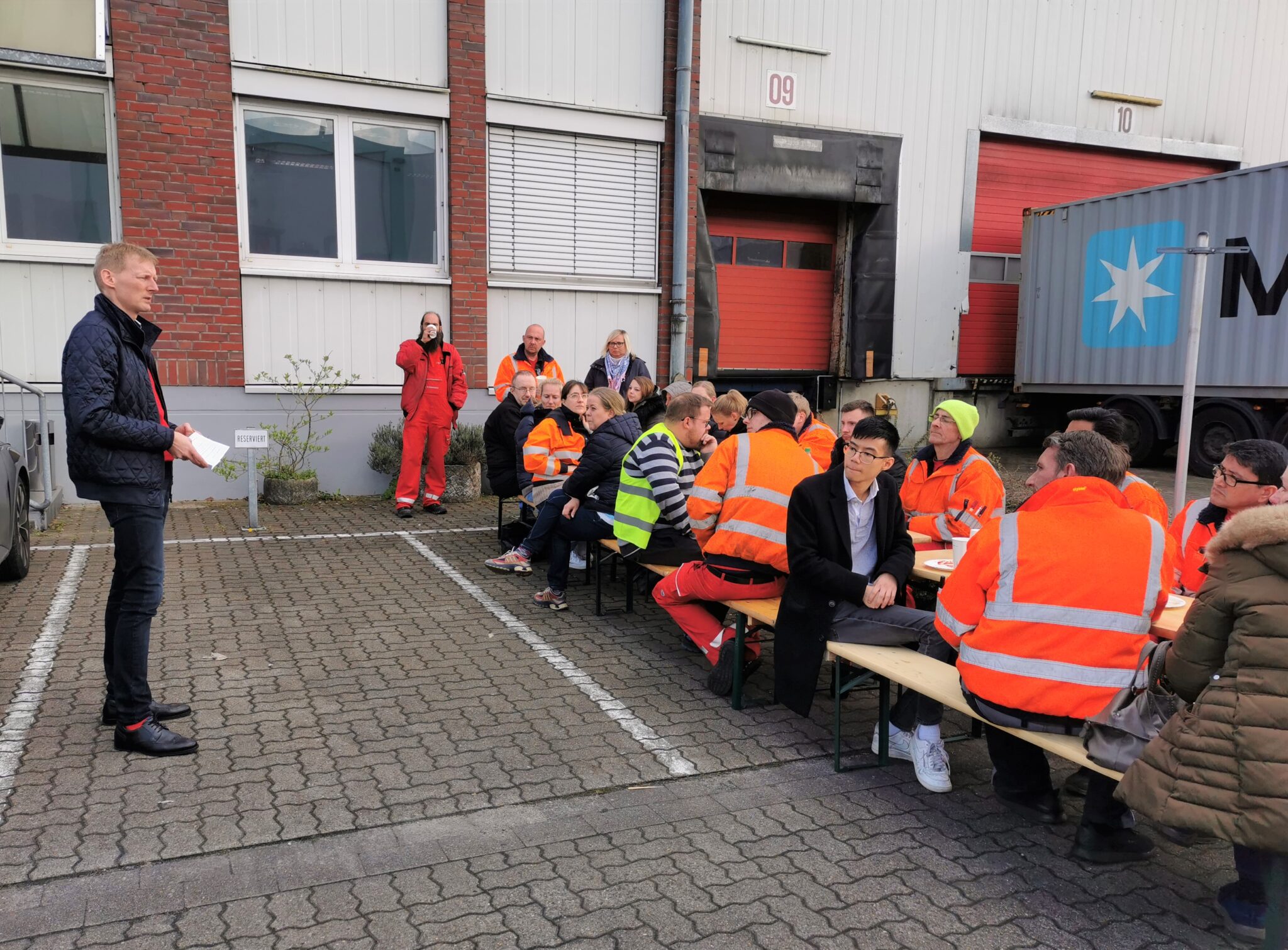 FWN organisiert ein Grillfest am Standort im GVZ | F.W. Neukirch